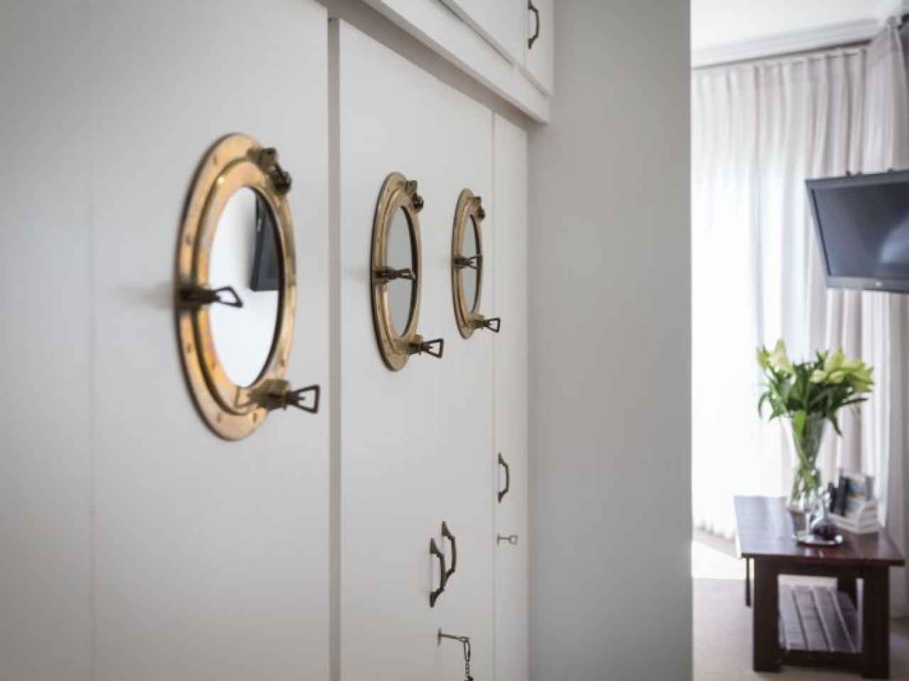 Captains Room - Ocean Watch Guest House
