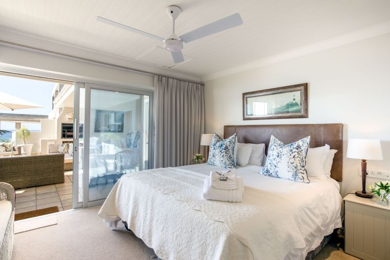 Colonial Room - Ocean Watch Guest House